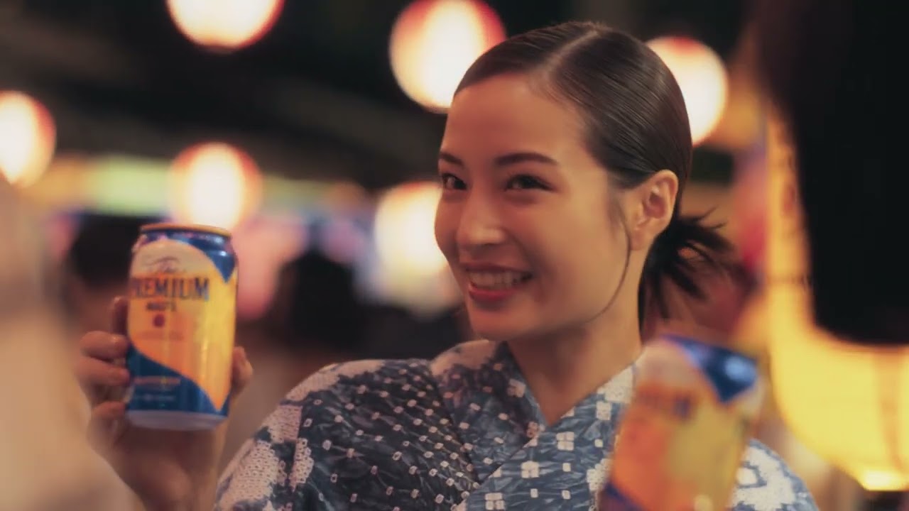 広瀬すず出演／サントリー「ザ・プレミアム・モルツ」新CM「いい日、プレモル。夏祭り」篇 30秒 - NIHON MAG